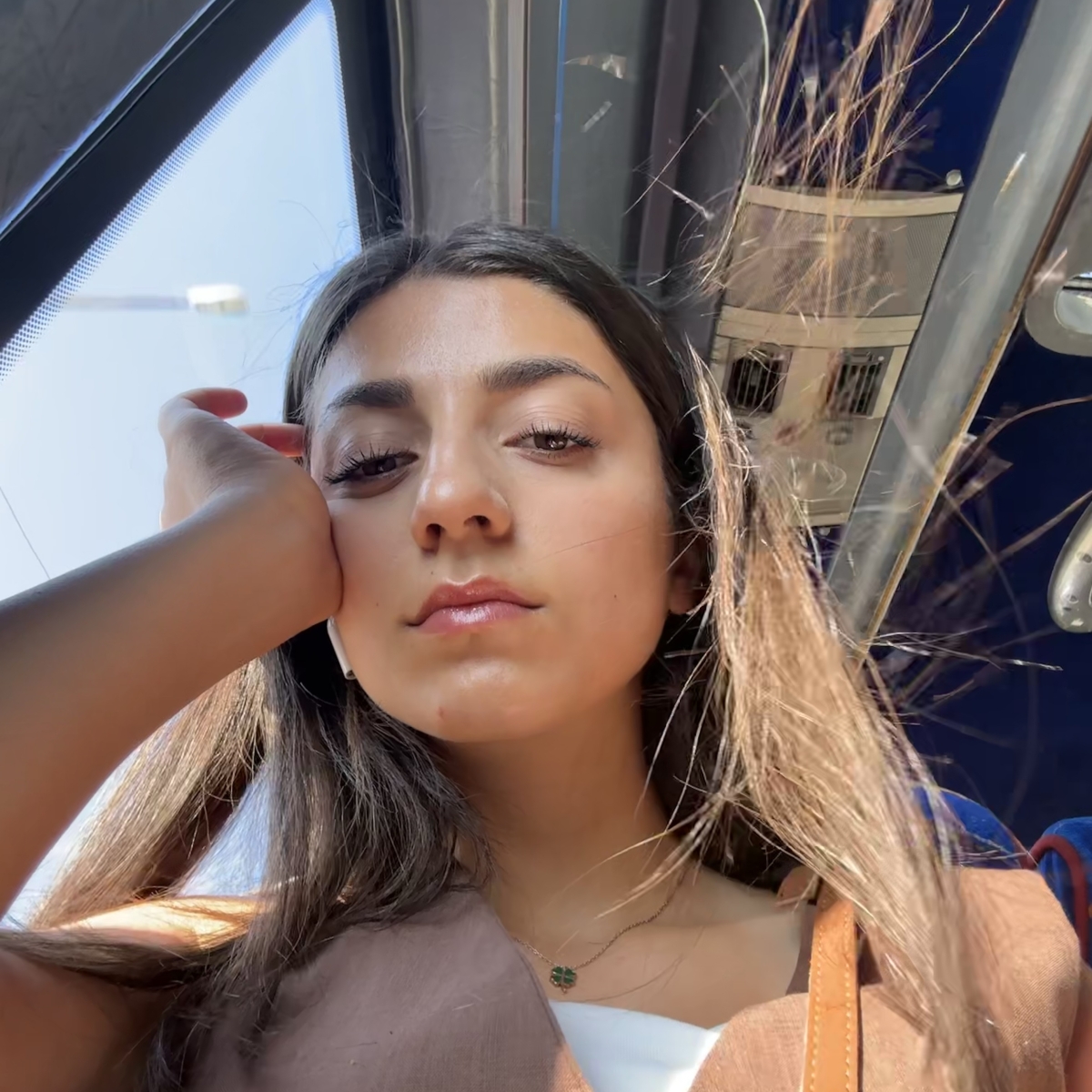 Emine Durmuş (@emaynim) 1000Kitap'ta - 1000Kitap