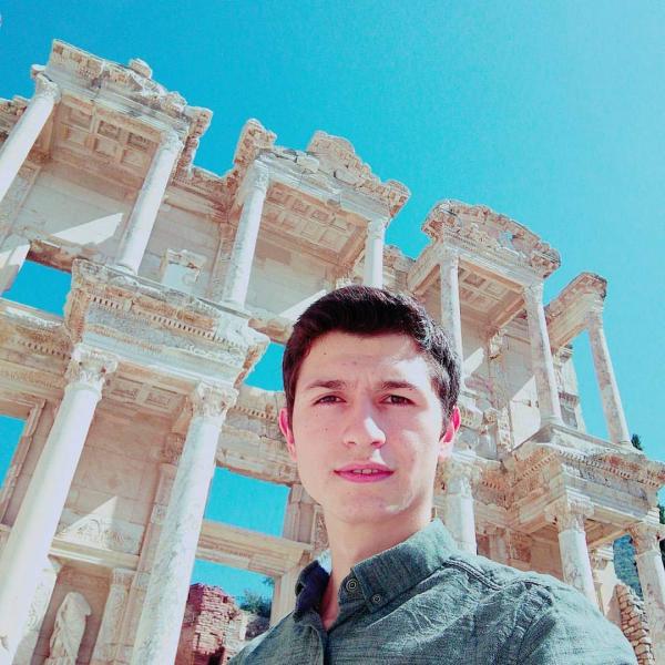 Tahsin TURAN (@Tahsn) 1000Kitap'ta - 1000Kitap