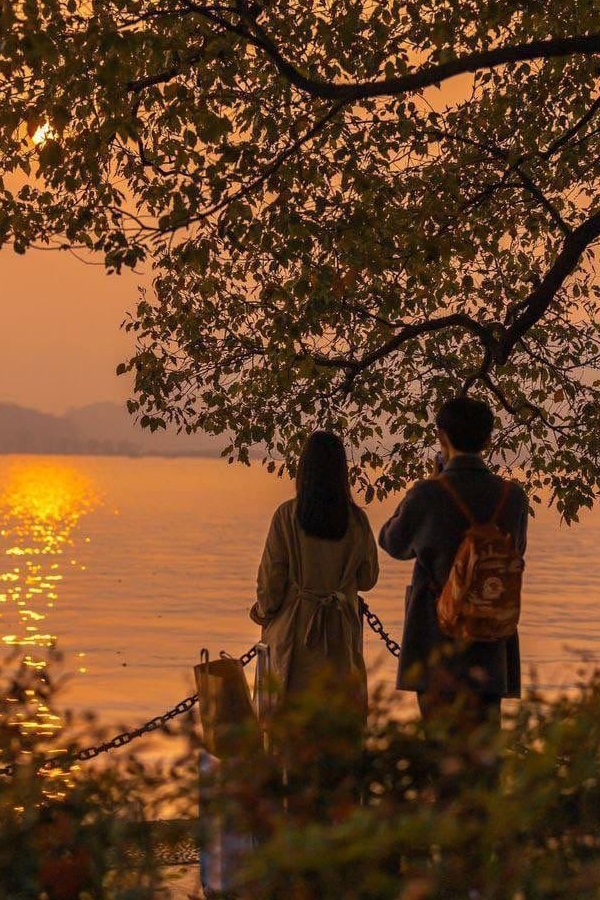 Hasret (@Hasret_az) 1000Kitap'ta - 1000Kitap