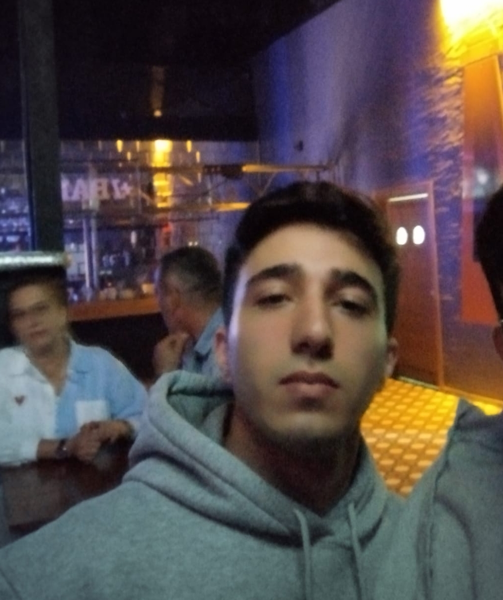 umut (@bay_perry) Takipçileri - 1000Kitap