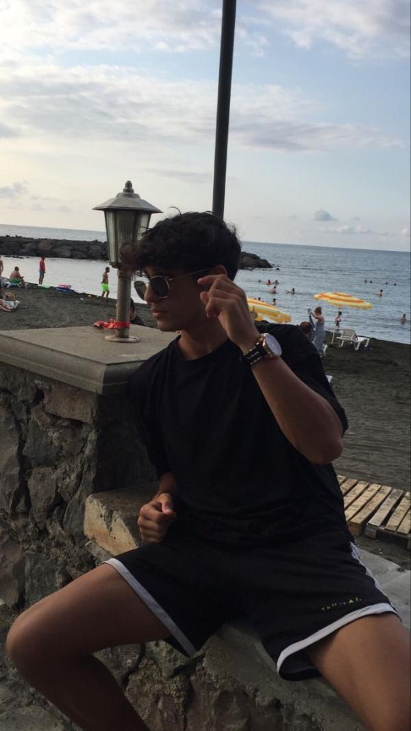 Demir (@Demir_x) 1000Kitap'ta - 1000Kitap