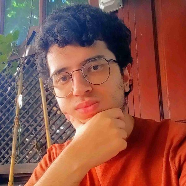 Deniz Yılmaz (@Deniz_Yilmaz) 1000Kitap'ta - 1000Kitap