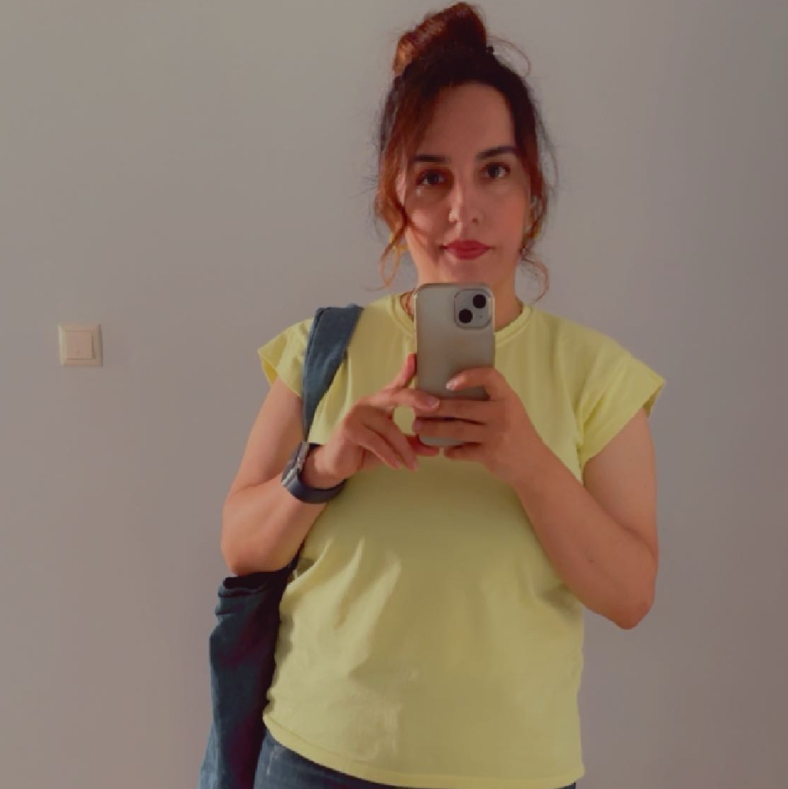 Esra (@Esoc_) 1000Kitap'ta - 1000Kitap