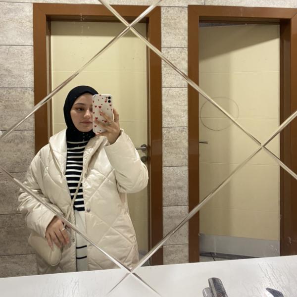 Burcu kılıç (@Burcu_kilic) 1000Kitap'ta - 1000Kitap