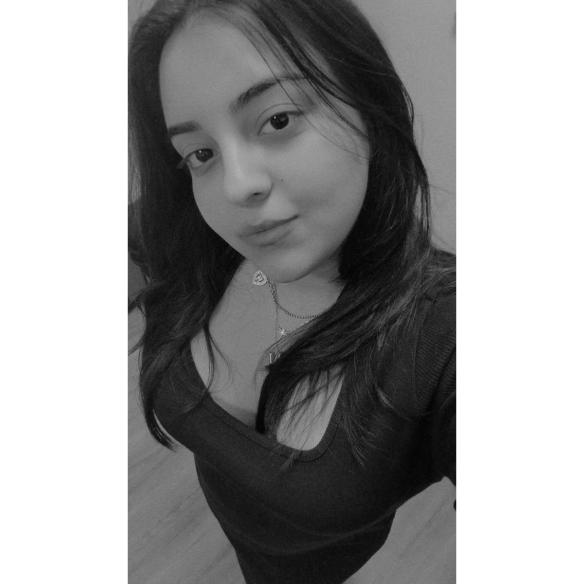 Nisa (@_Bensanamecburum) 1000Kitap'ta - 1000Kitap