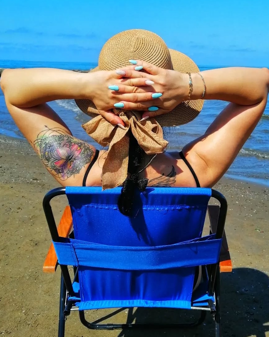 Ayşin Altunbaş (@CunkuBenAysinim) 1000Kitap'ta - 1000Kitap