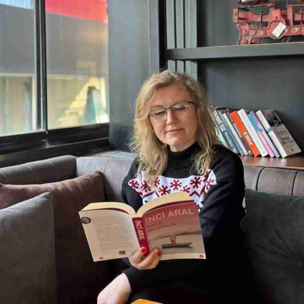 Melek Ceylan (@Tosmakangel) - 1000Kitap