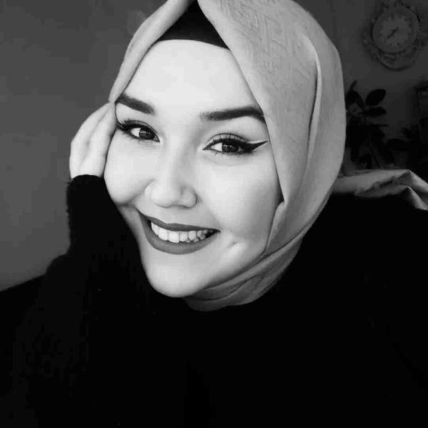 Elif Çolak (@Siyah_jk) 1000Kitap'ta - 1000Kitap