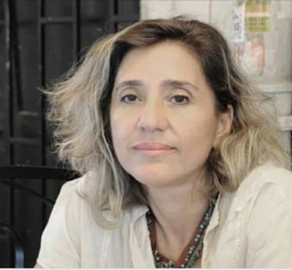 Zeynep Direk (Cinsiyetli Olmak yazarı) - 1000Kitap