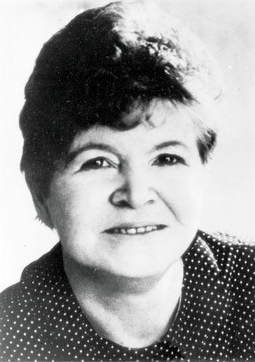 Peggy Parish - 1000Kitap