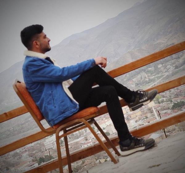 Onur Saylan - 1000Kitap