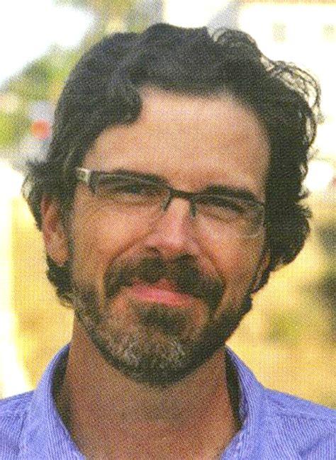 Andrew Roe (Mucize Kız kitabının yazarı) - 1000Kitap