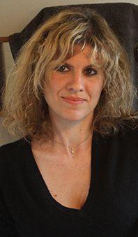 Elise Rousseau - 1000Kitap