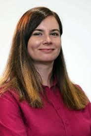 Melike Şimşek - 1000Kitap