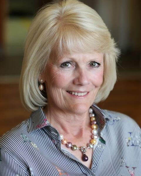 Sally Grindley - 1000Kitap