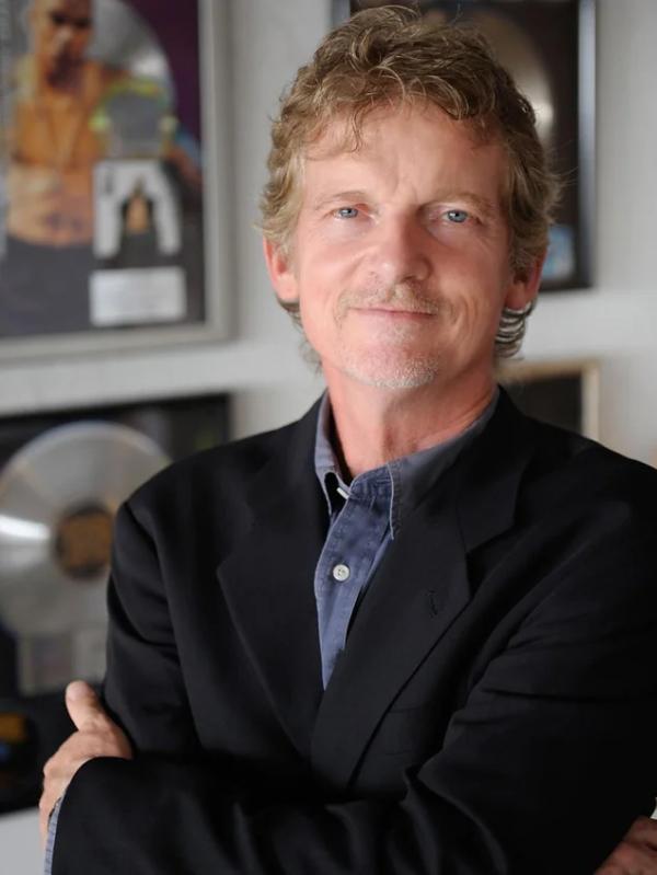 Tom Sturges - 1000Kitap