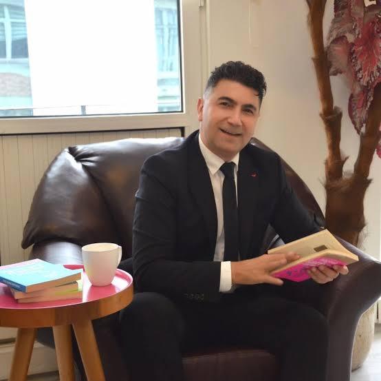 Ertan Şimşek - 1000Kitap