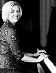 Emma Lively (Ebeveynler İçin Sanatçının Yolu kitabının yazarı) - 1000Kitap