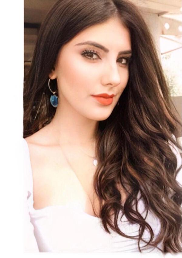 Merve Tutar - 1000Kitap