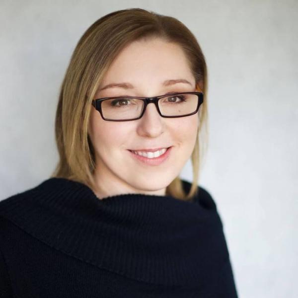 Kelly Rimmer (Sen Olmadan Ben kitabının yazarı) - 1000Kitap