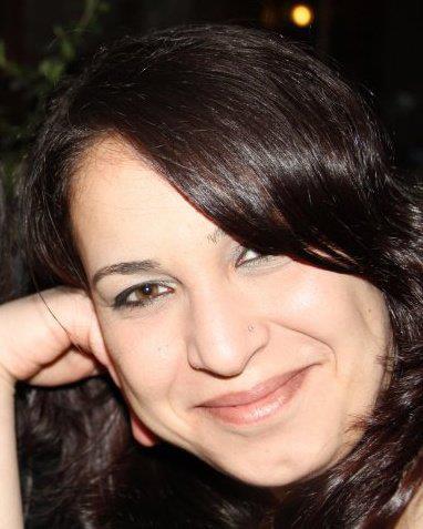 Emel Demir - 1000Kitap