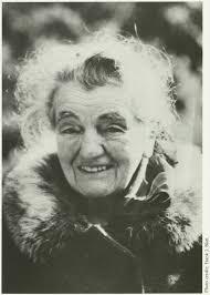 Lucy M. Boston - 1000Kitap