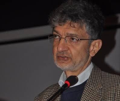 Cem Somel (Makroiktisada Giriş kitabının yazarı) - 1000Kitap