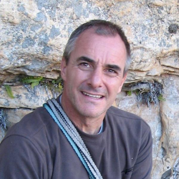 Tony Lourens (Her Yönüyle Dağcılık ve Tırmanış Kitabı kitabının yazarı ...